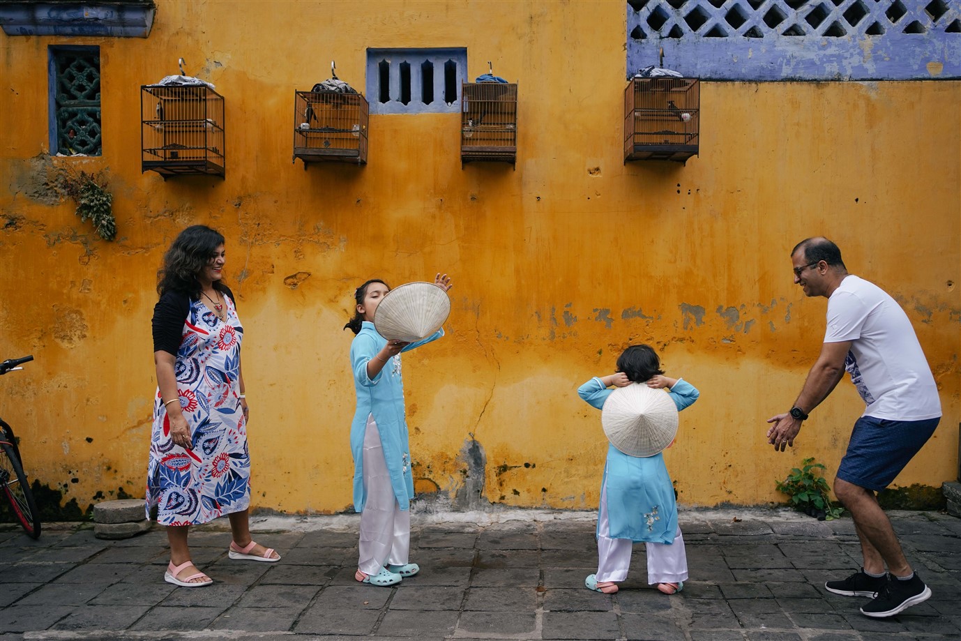 Local photographer near me | Nenis's family are from Singapore